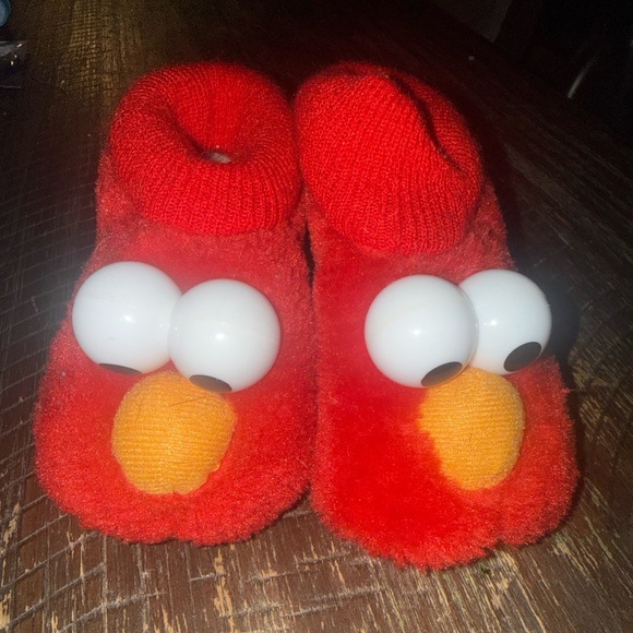 Sesame Street | Shoes | Unisex Sesame Street Elmo Slippers | Poshmark